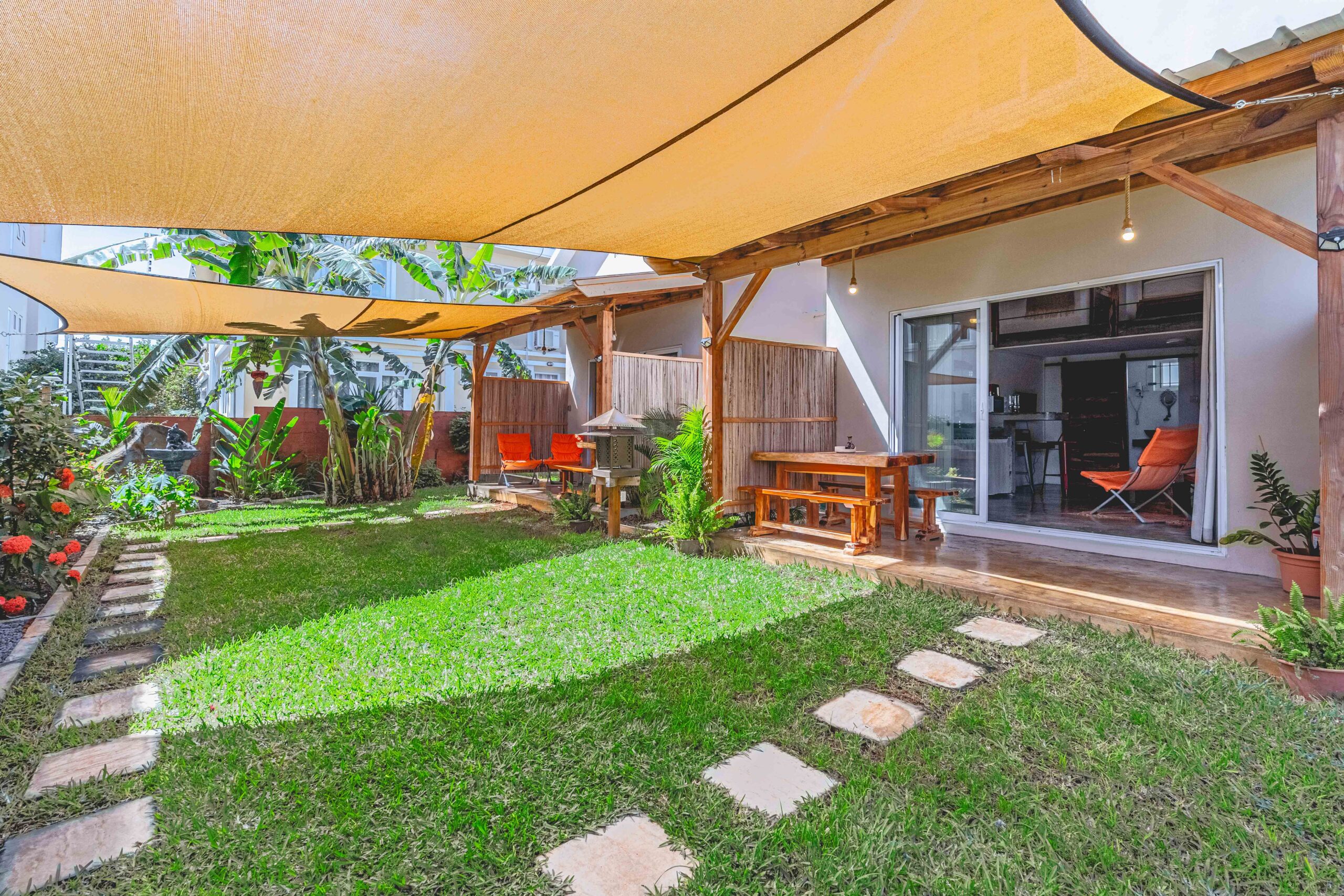 Lodges — La Maison Ojas